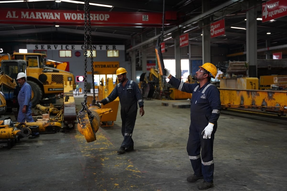 Heavy Machinery Maintenance and Overhaul: World of Industrial Engineering